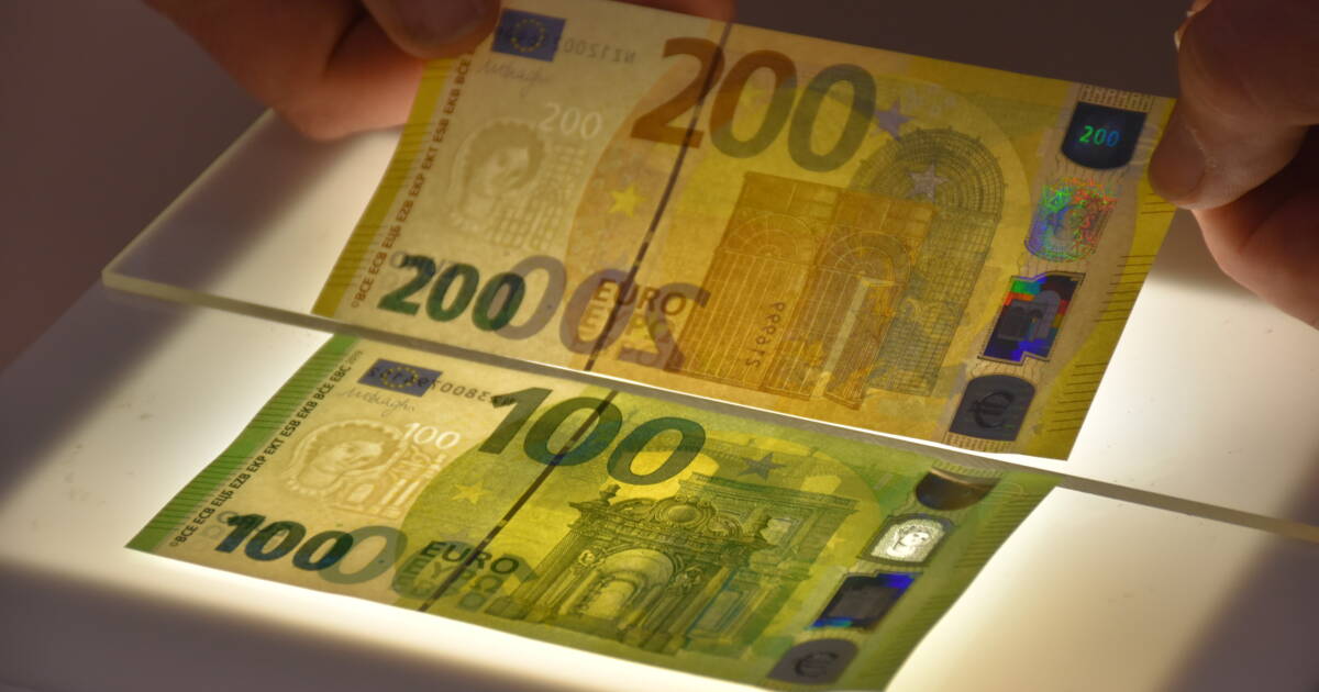 On connaît les nouveaux billets de 100 et 200 euros - Capital.fr